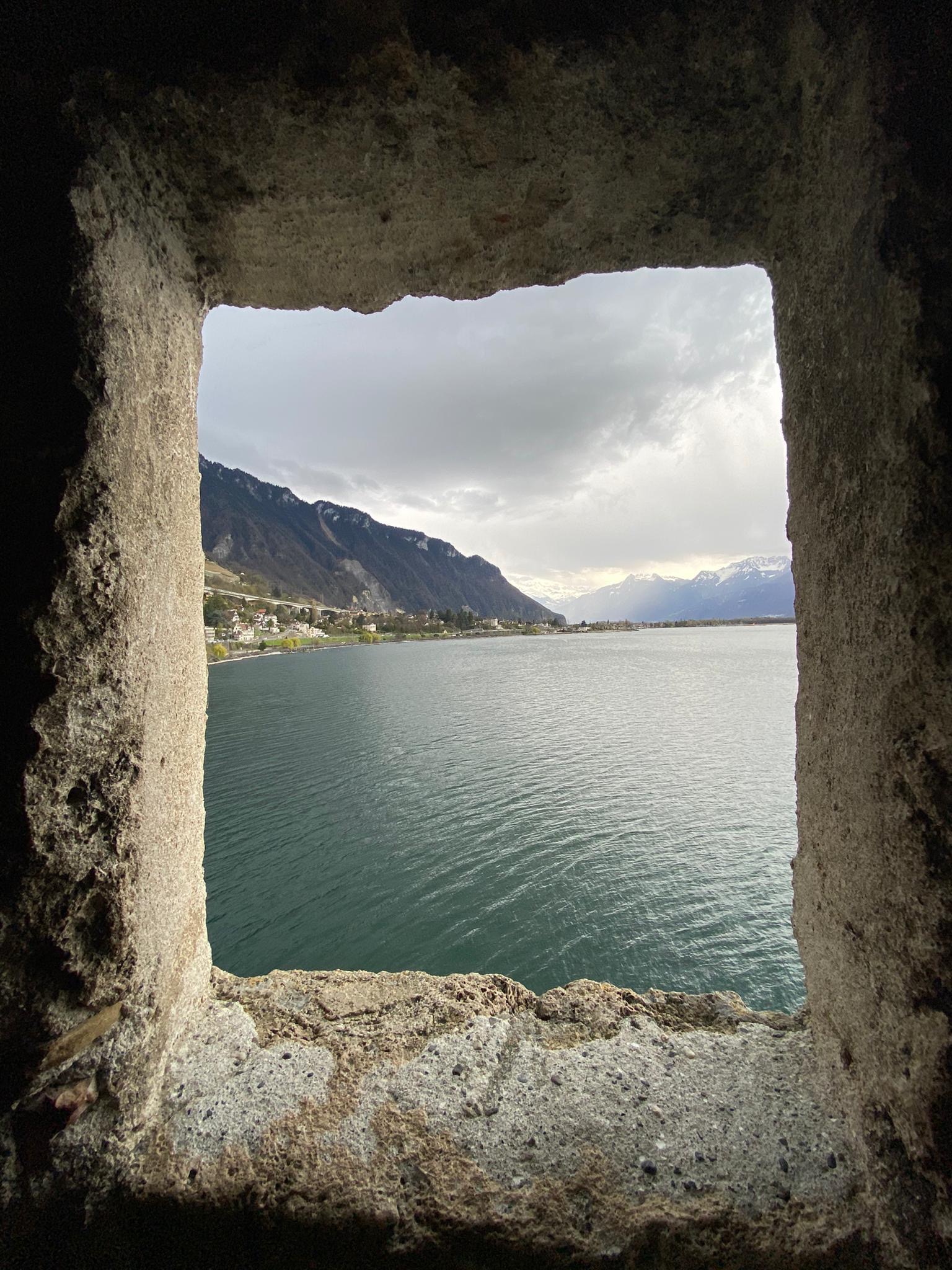 Le Château et le Fort de Chillon - From Switzerland to World